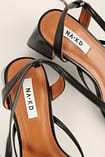 Lace Up Toe Strap Sandals Black | NA-KD