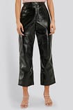 Cropped Patent Pants Schwarz | NA-KD