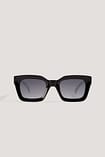 Square Frame Sunglasses Black | NA-KD