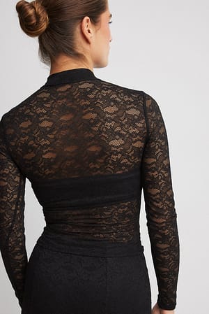 Long Sleeve Tight Lace Top Black | NA-KD