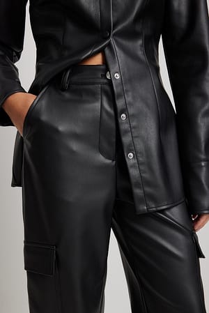 Button Detailed Cargo Pants Black | NA-KD