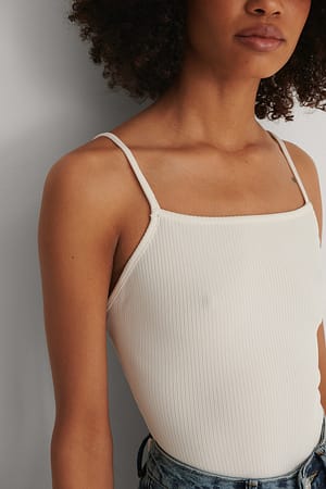 Cross Back Rib Body Offwhite | NA-KD