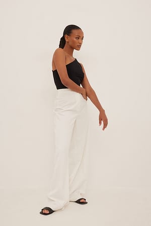 One Shoulder Back Strap Body Black | NA-KD