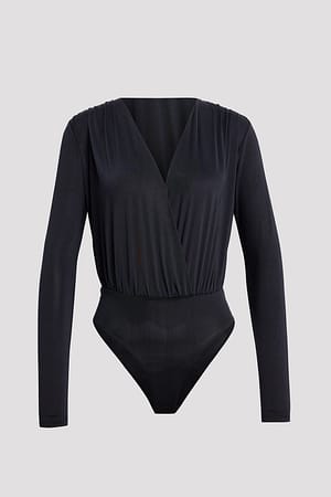 Overlap V-Neck Body Black | NA-KD