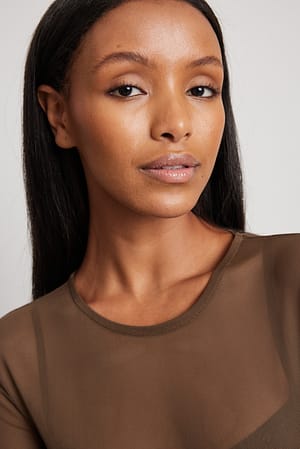 Round Neck Fitted Mesh Top Brown | NA-KD