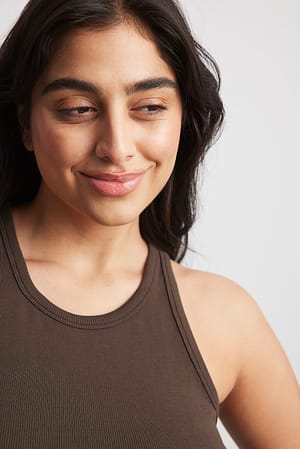 Ribbed Tank Brown | NA-KD