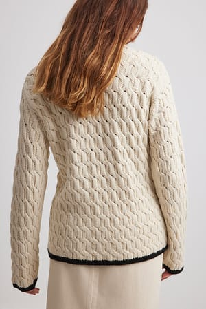Round Neck Knitted Sweater Beige | NA-KD