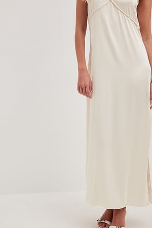 Satin Slit Detail Maxi Dress Offwhite | NA-KD