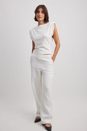 Sharp Shoulder Top White | NA-KD