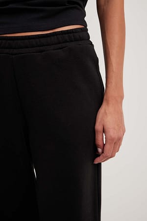 Straight Leg Sweatpants Black | NA-KD