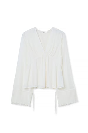 V-neck Flowy Blouse Offwhite | NA-KD