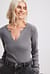 V-detail Light Rib Knitted Sweater Grey | NA-KD
