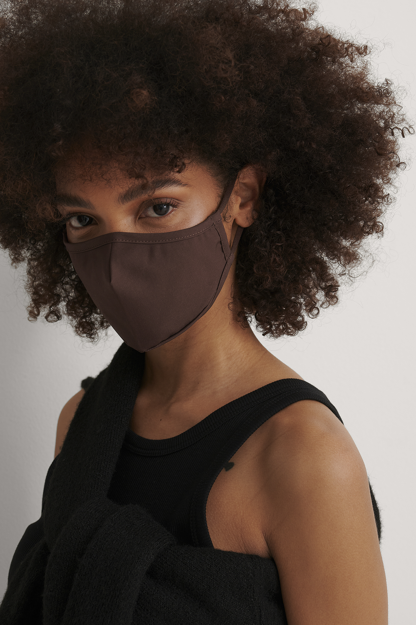 2-pack Solid Fitted masks Brown | NA-KD