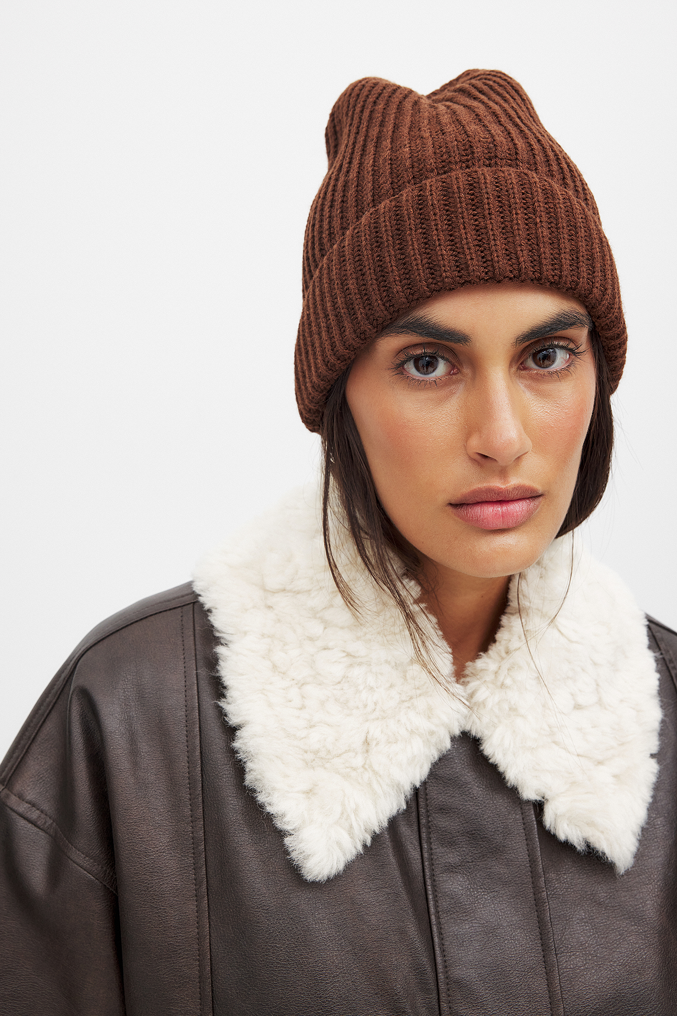 Basic Knitted Beanie Brown | NA-KD