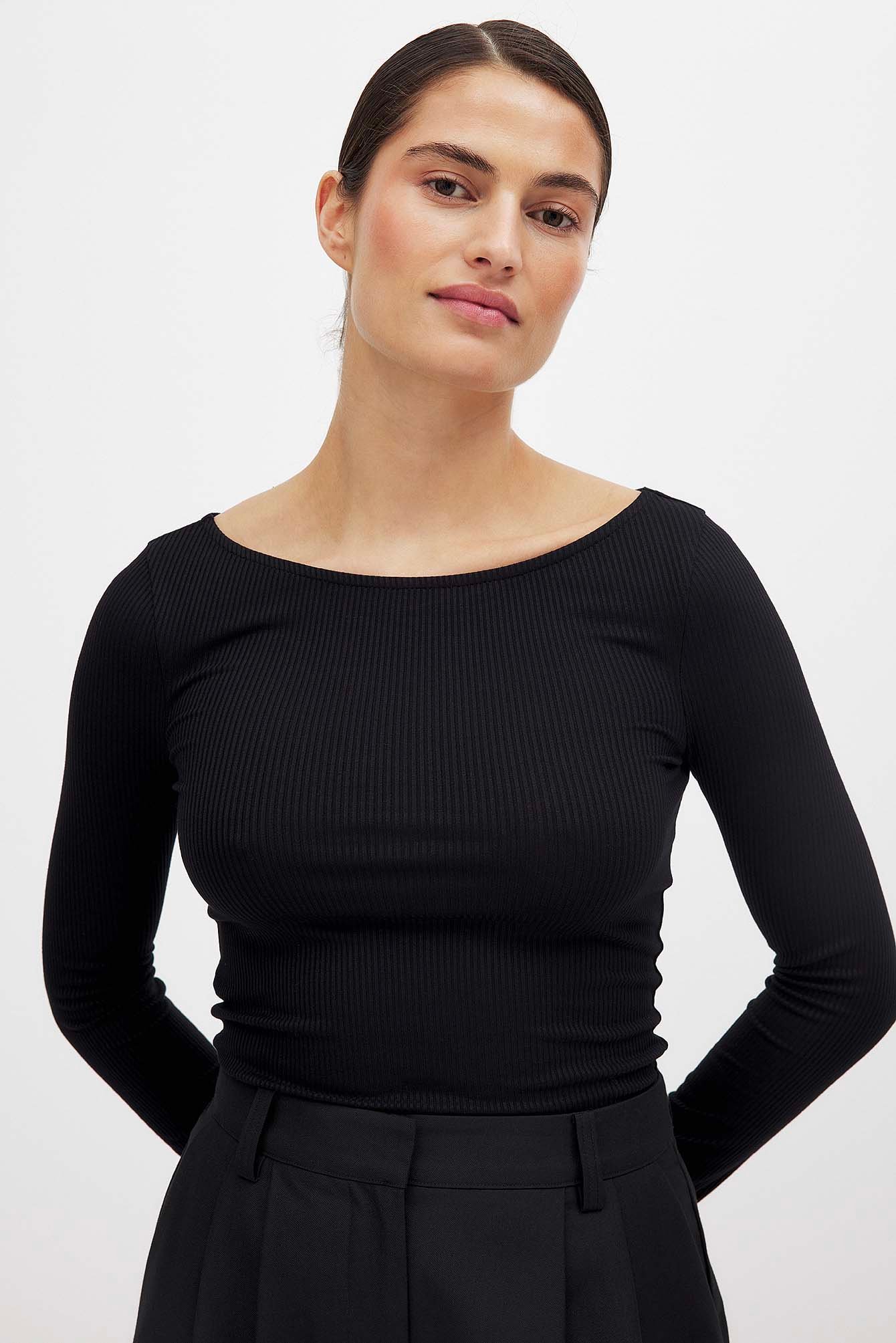 Boat Neck Rib Top Black | NA-KD