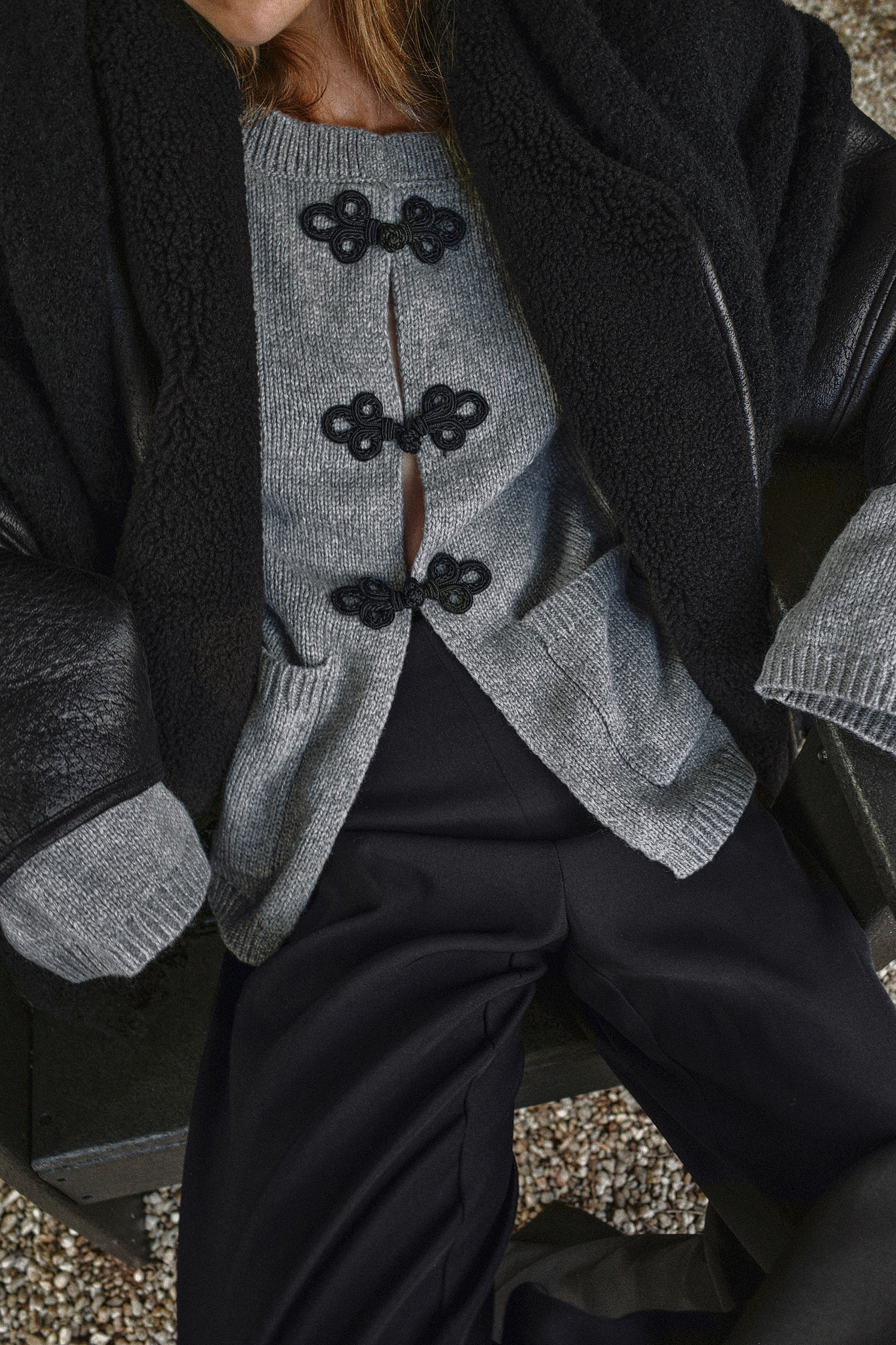 Boxy Knitted Decorative Button Cardigan Grey | NA-KD