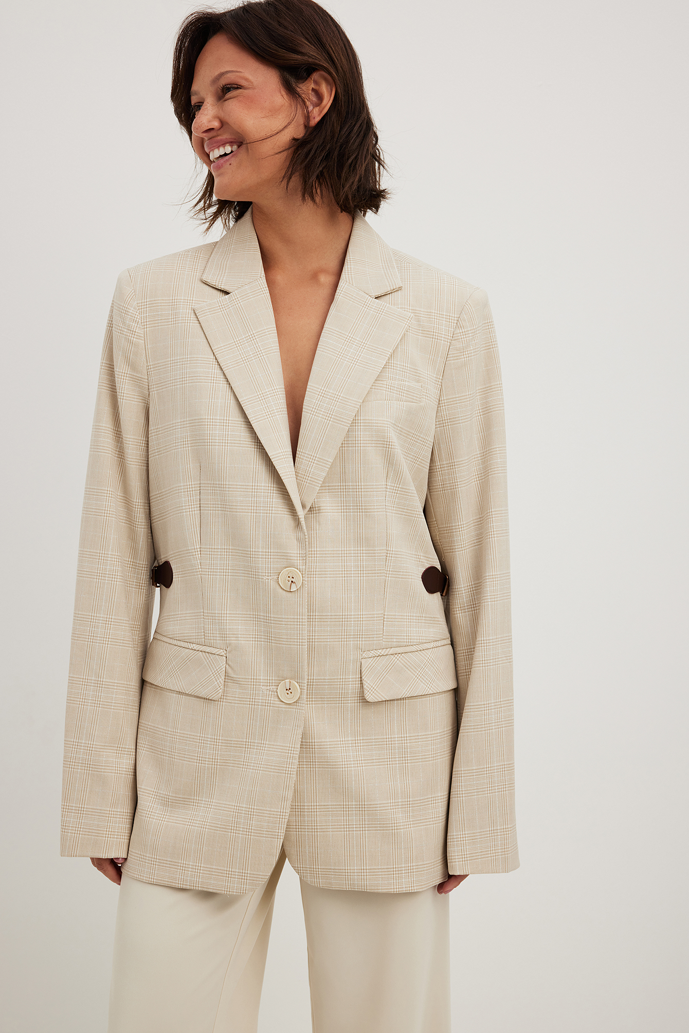 Buckle Detail Blazer Beige | NA-KD