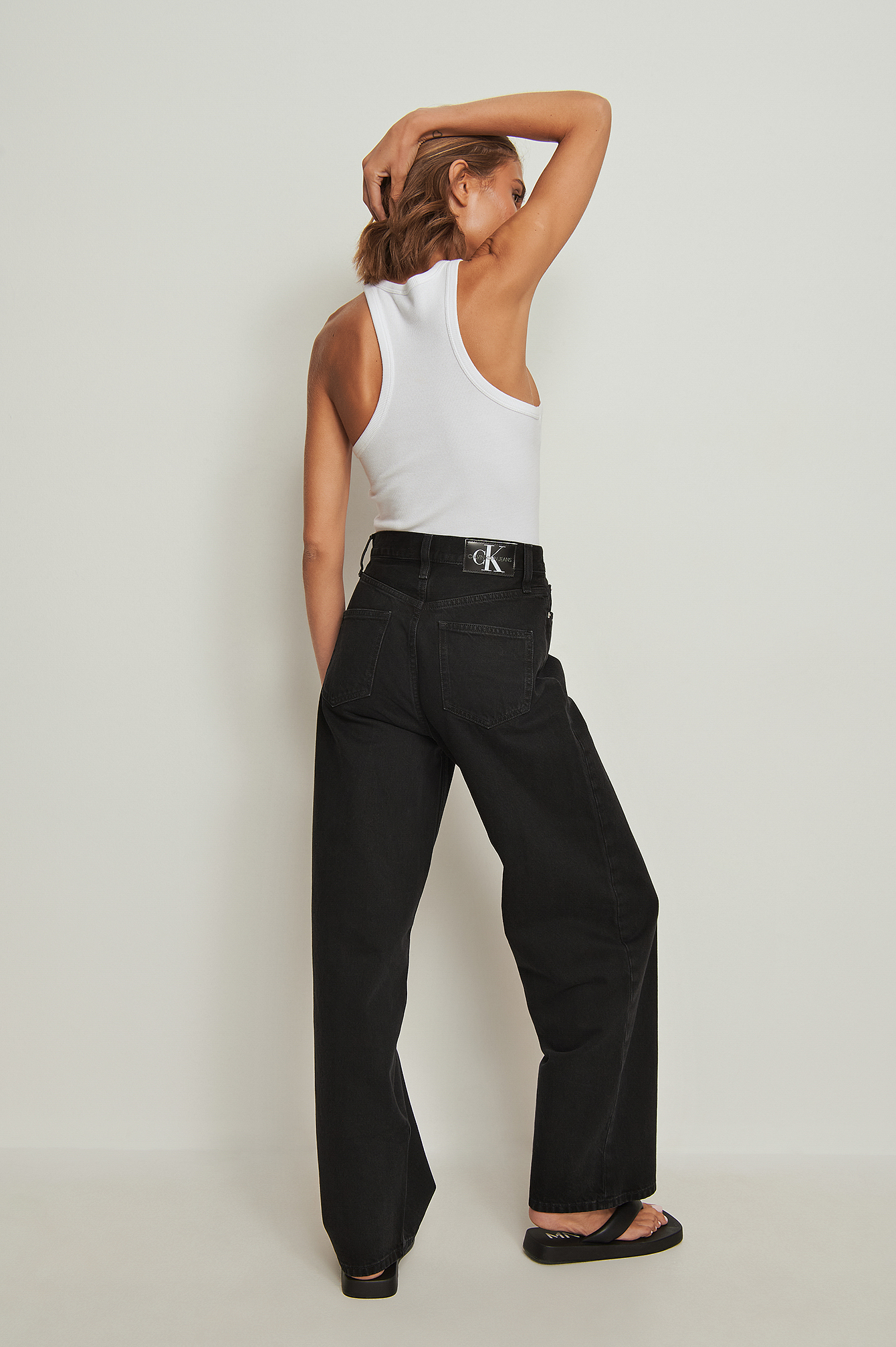 High Rise Relaxed Jeans Black | na-kd.com