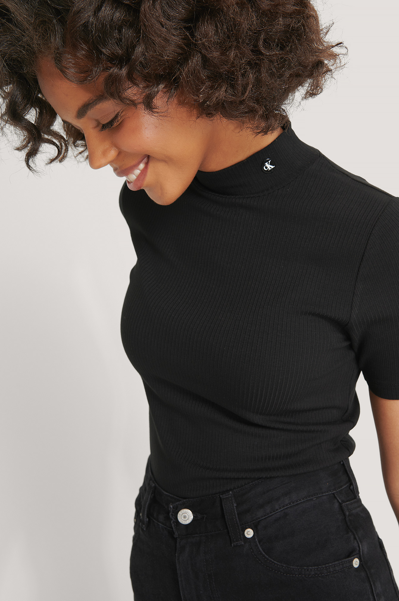 Rib SS Mock Neck Black | NA-KD