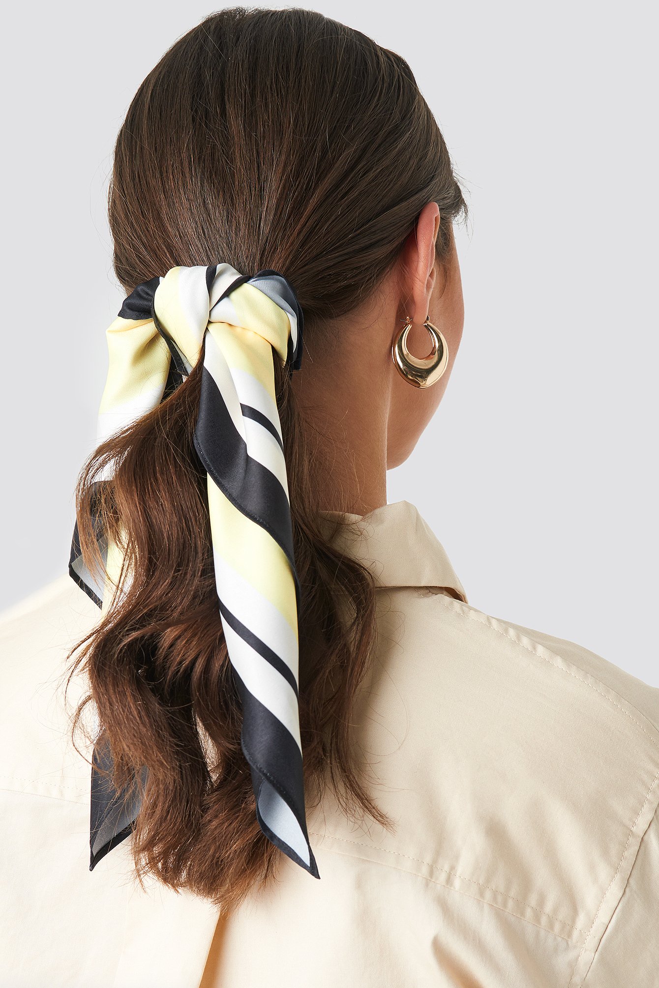 Square Satin Scarf Yellow | NA-KD