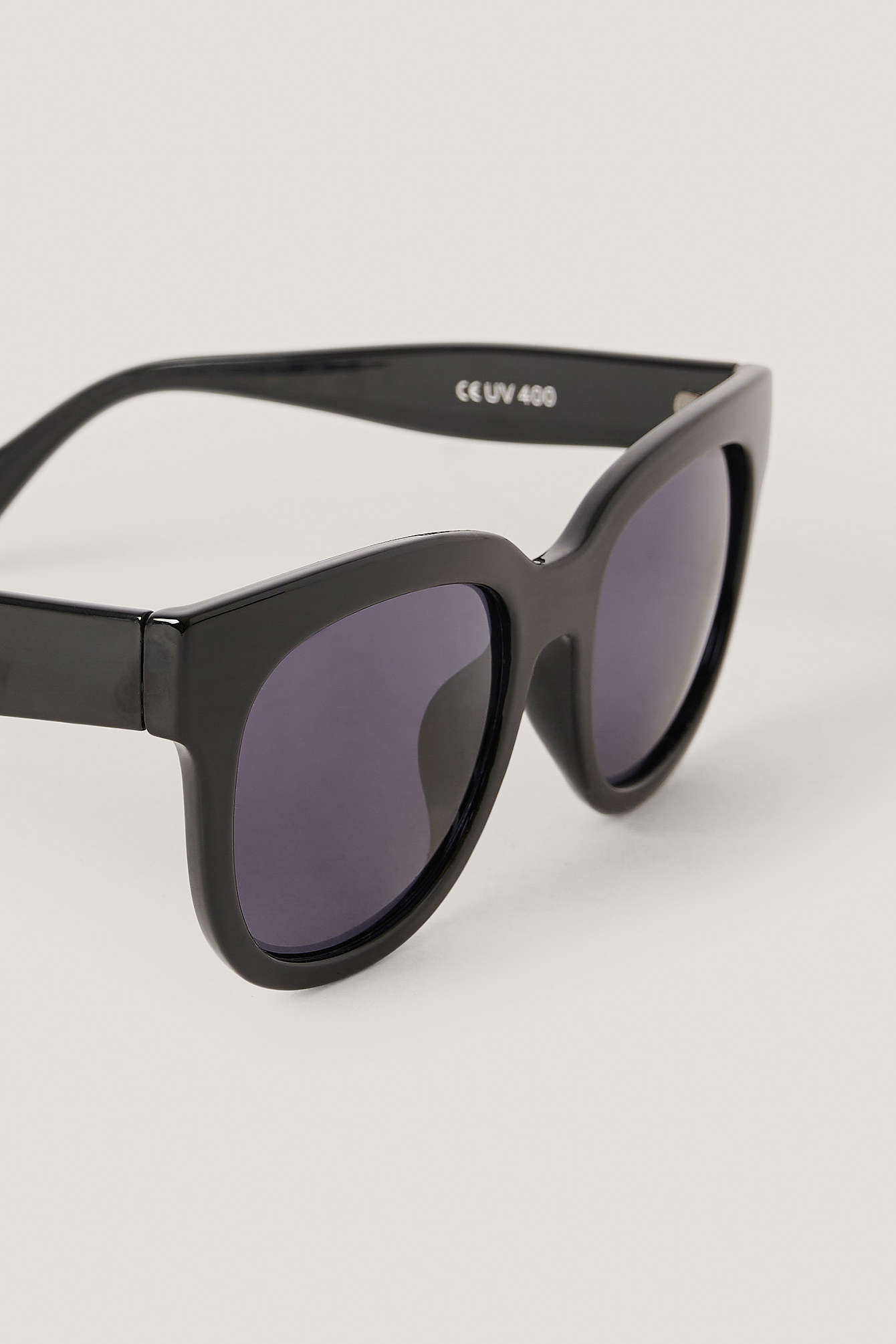 Monza Sunglasses Svart | na-kd.com