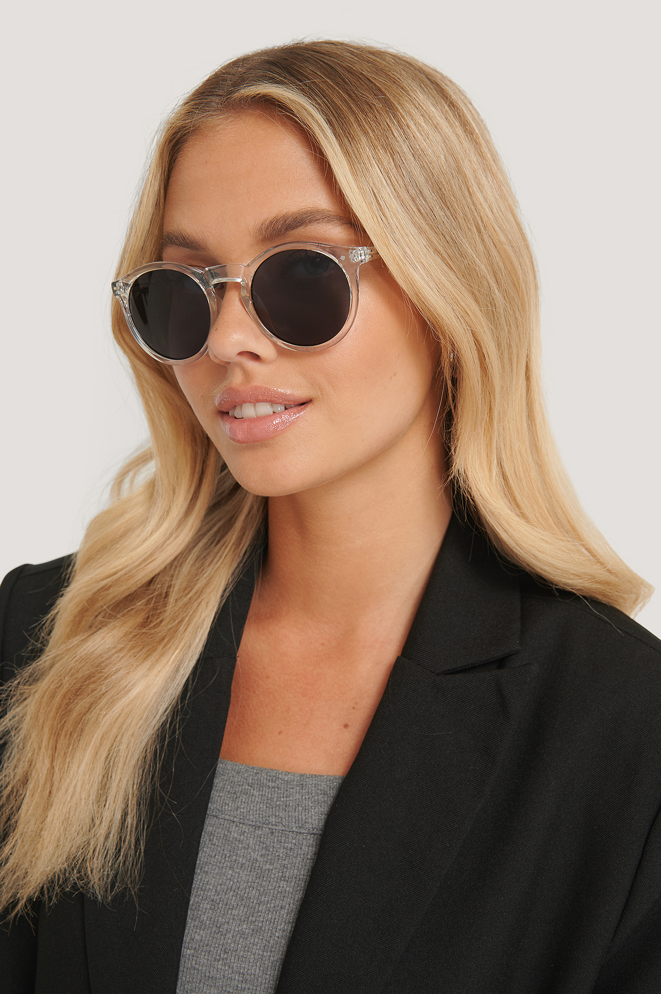 Novara Sunglasses White | NA-KD