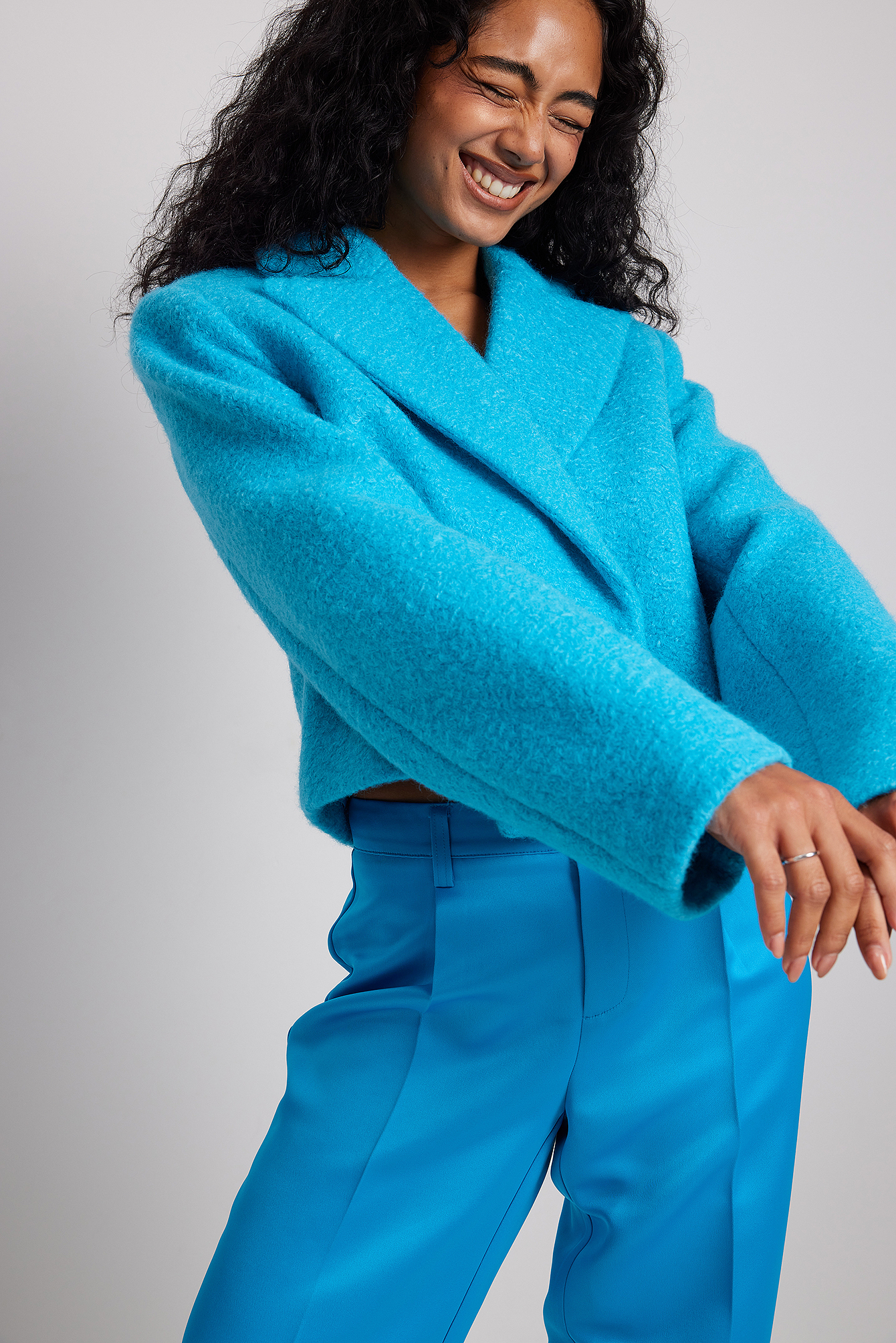 Oversized Cropped Coat Blue | NA-KD