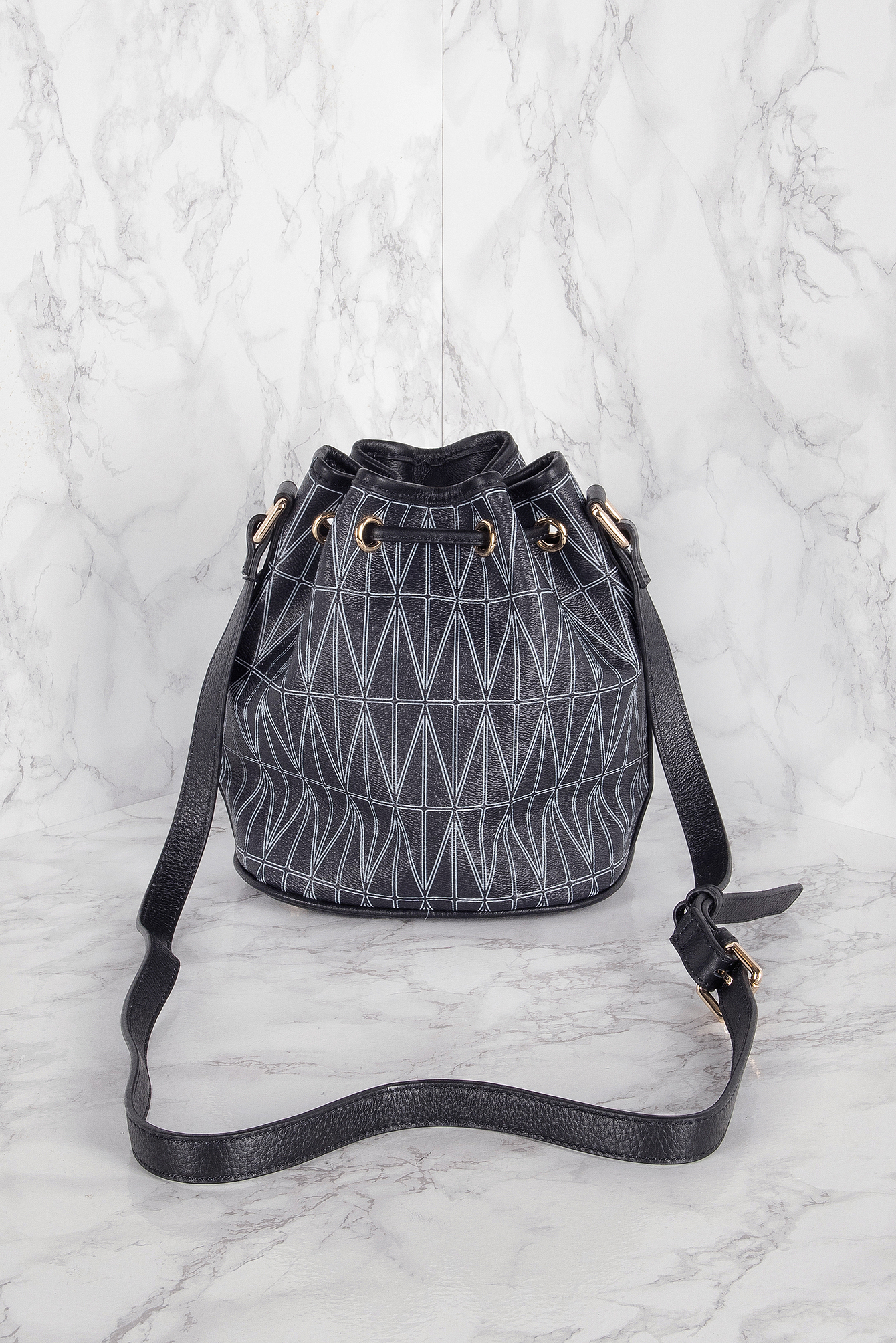 Mini Bucket Bag Black | na-kd.com