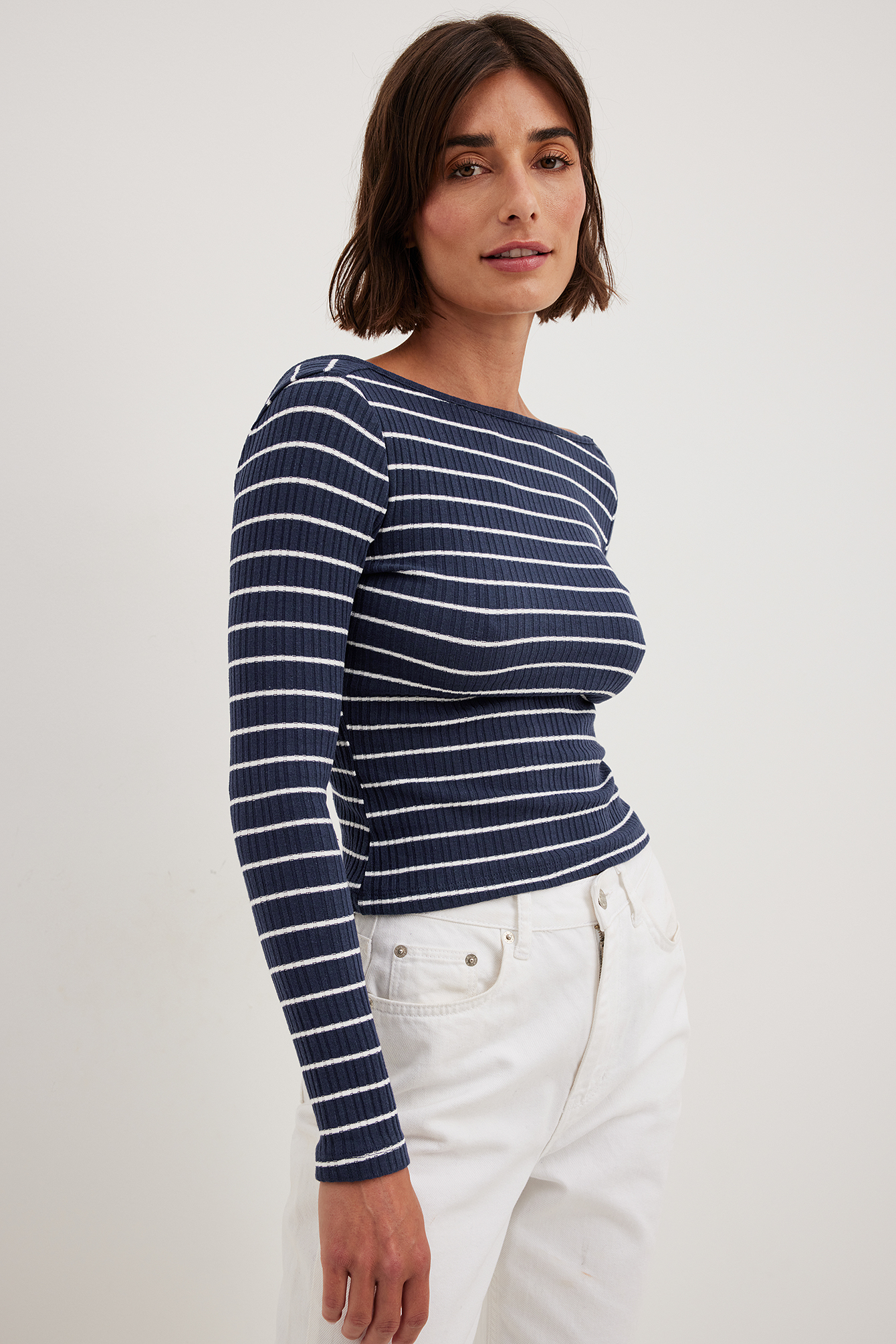 Top às riscas com decote profundo nas costas Navy/White | NA-KD