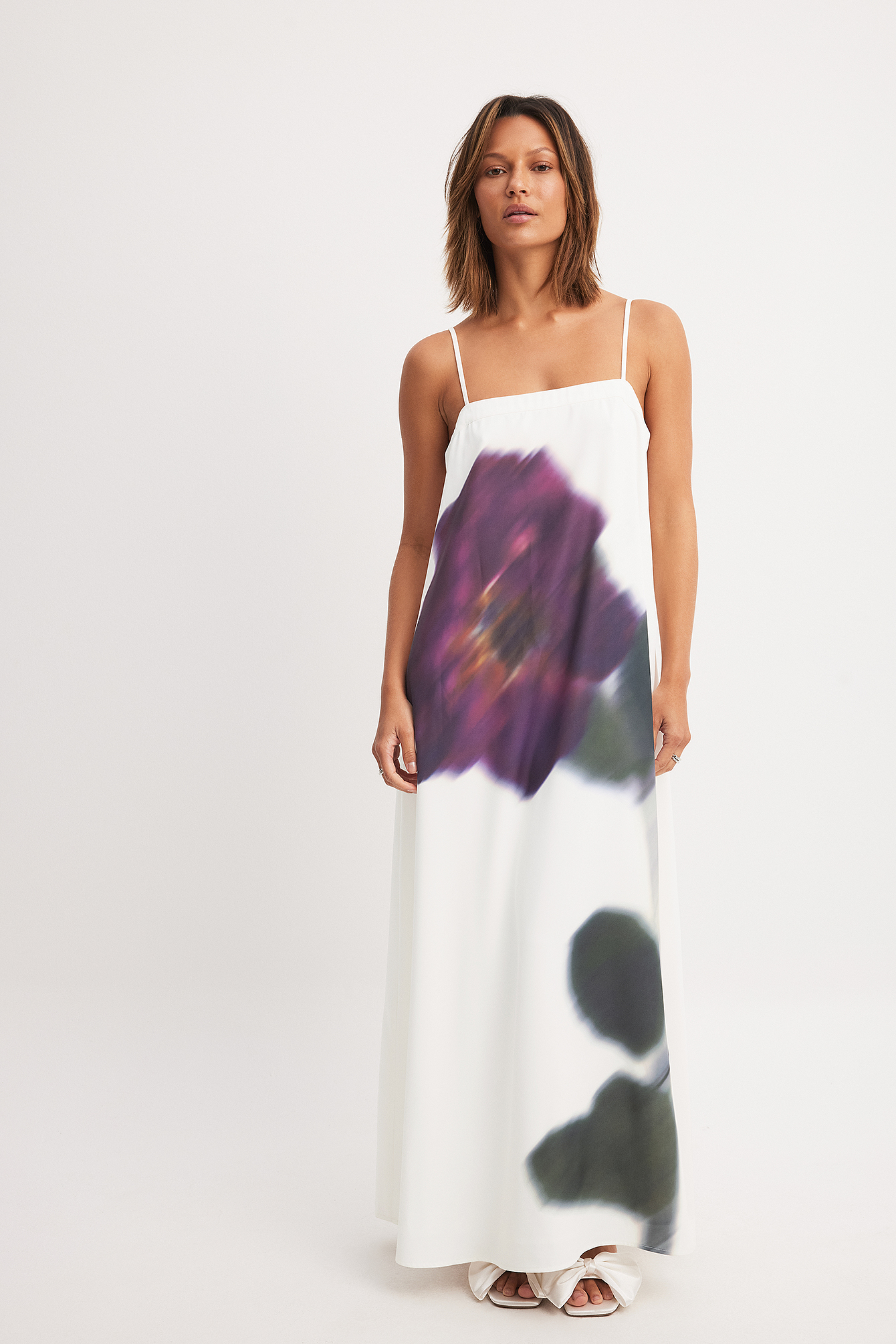Flowy Printed Maxi Dress Flower | NA-KD