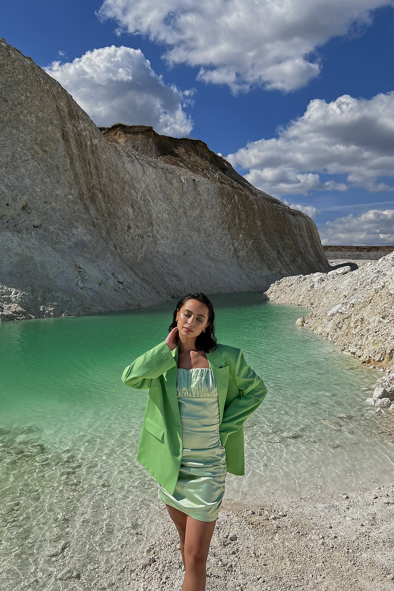 Gathered Chest Midi Dress Green | na-kd.com