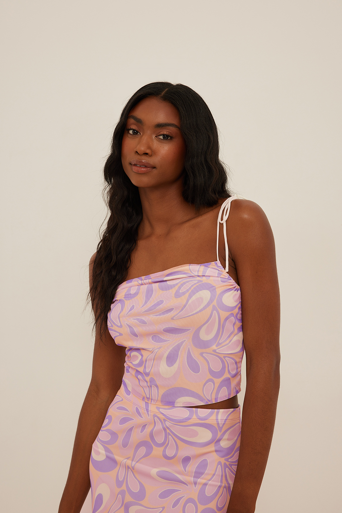 Gathered Neckline Mesh Singlet Multicolor | NA-KD