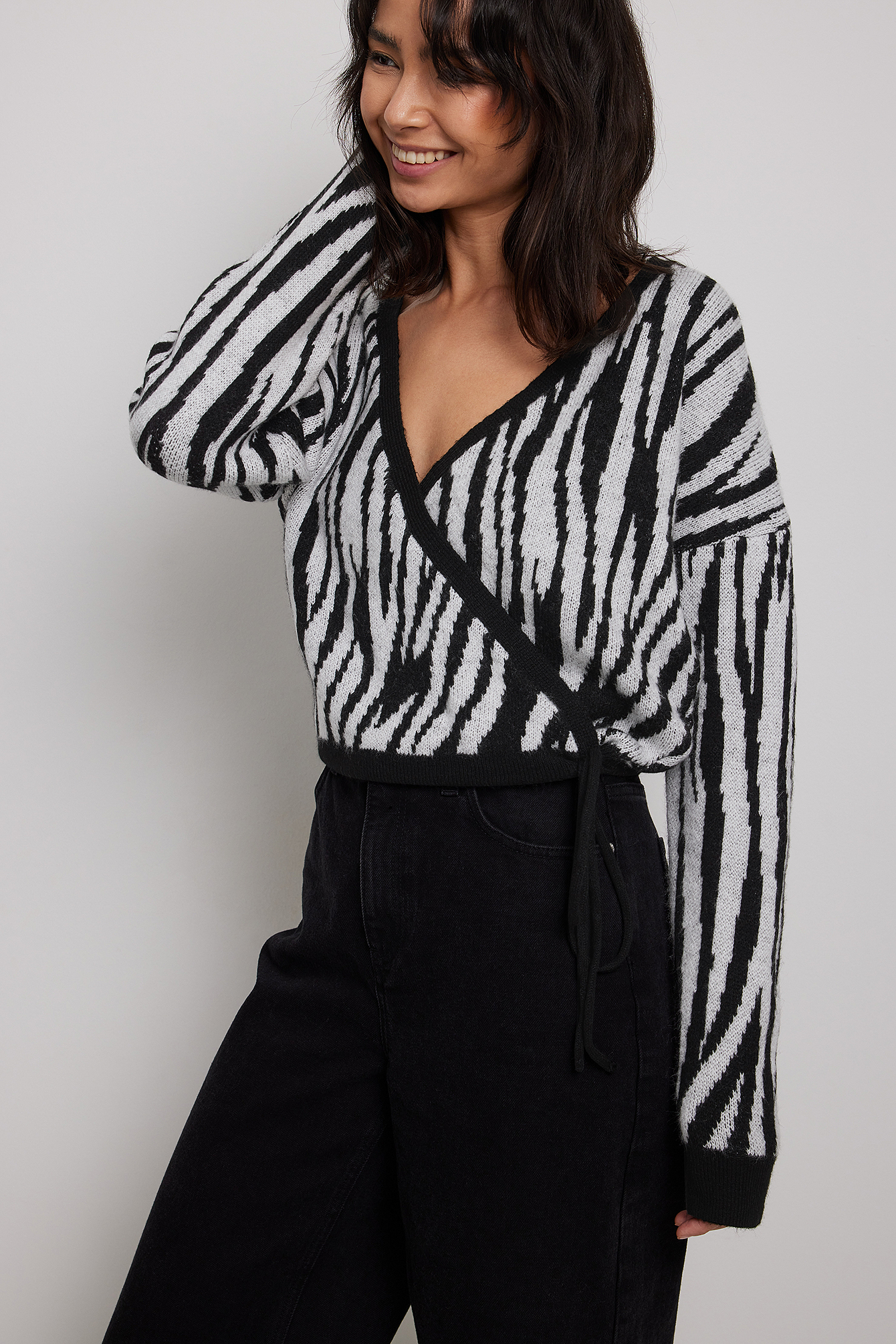 Jacquard Knitted Wrap Sweater Multicolor | NA-KD