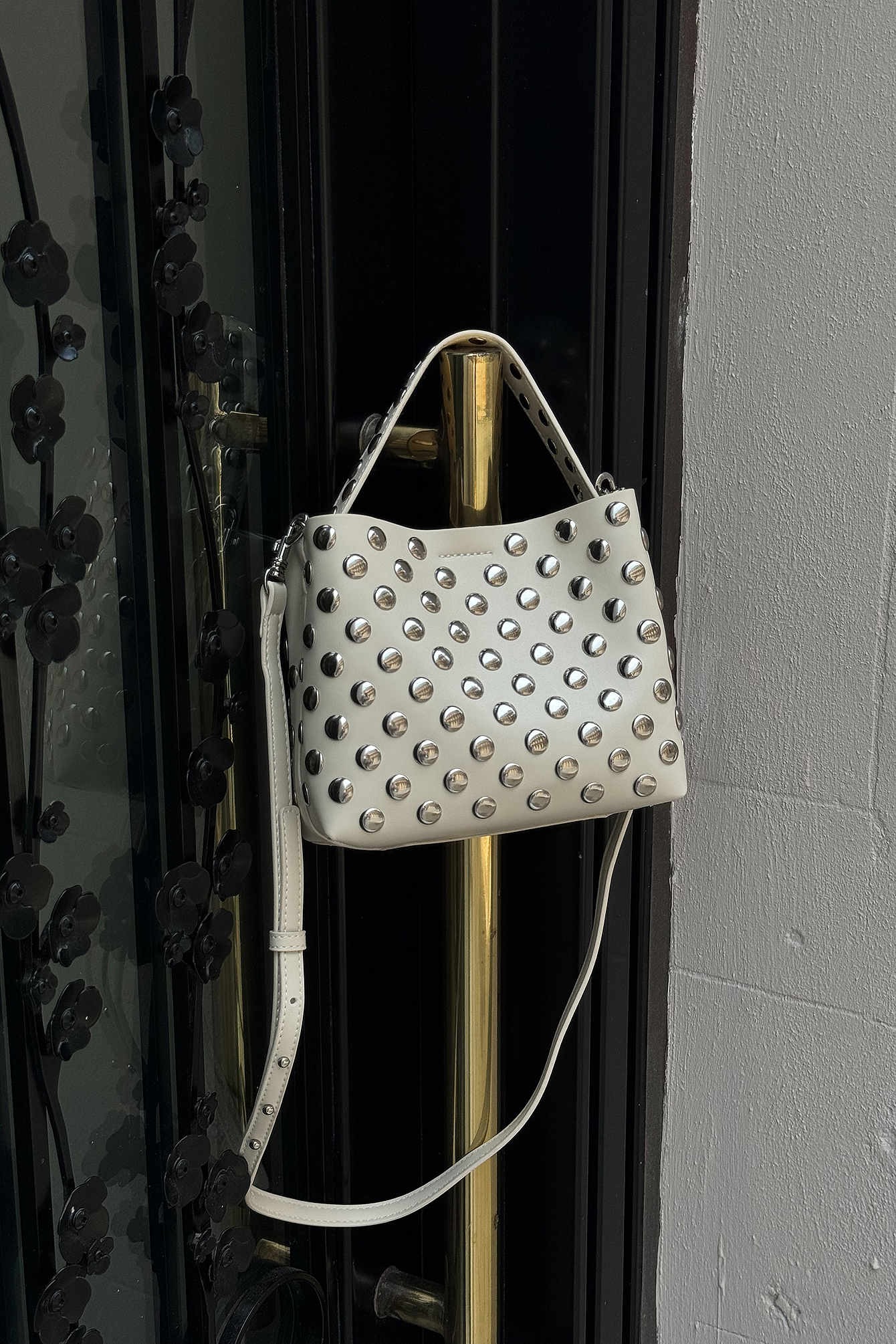 Studded Mini Crossbody Bag Offwhite | NA-KD