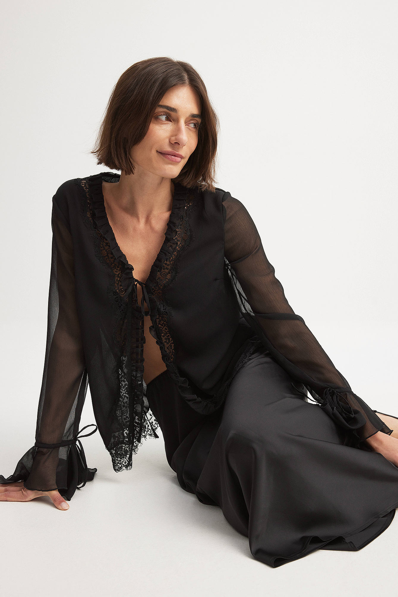 Lace Detail Chiffon Blouse Black | NA-KD