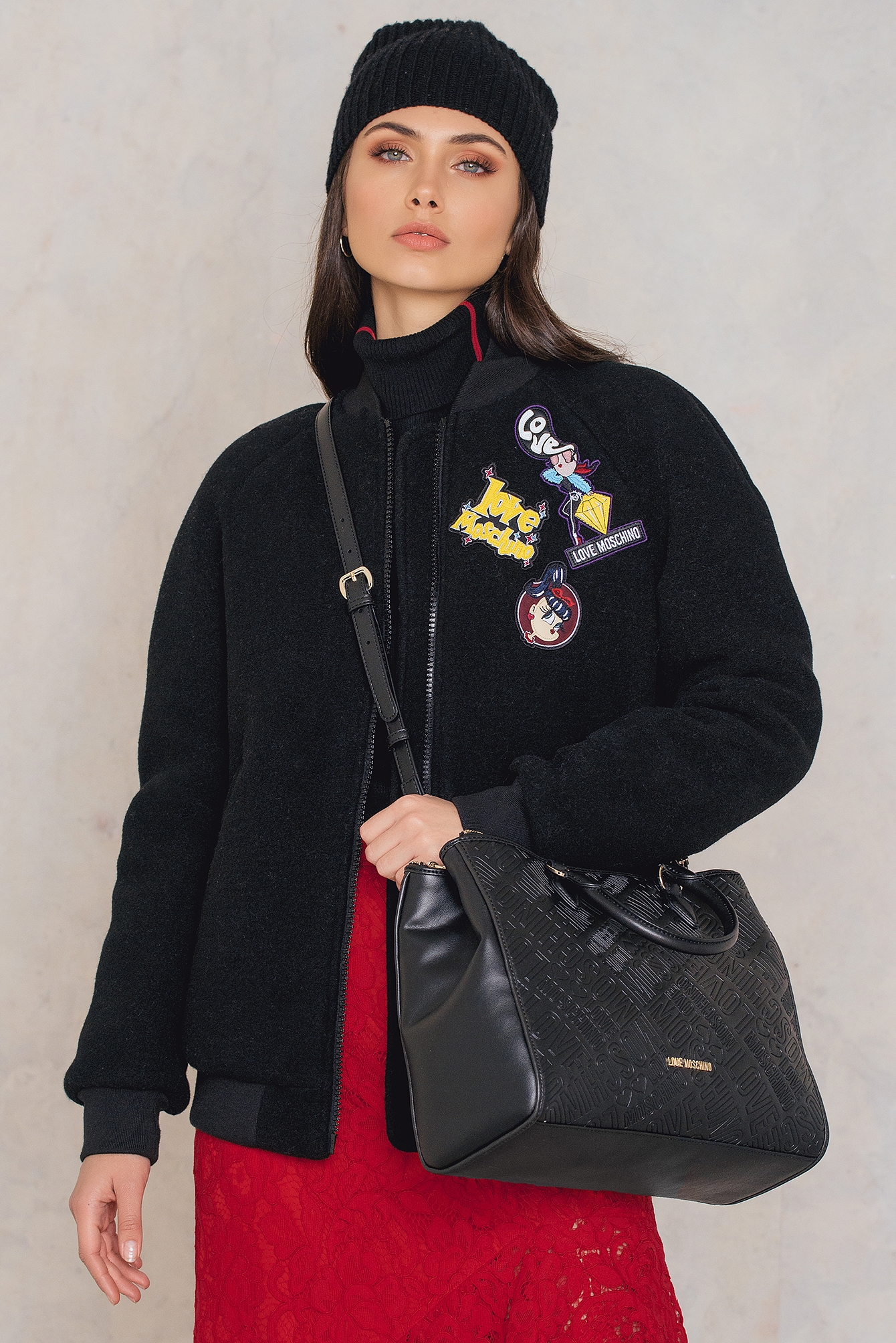 Embossed Logo Handbag Black | NA-KD