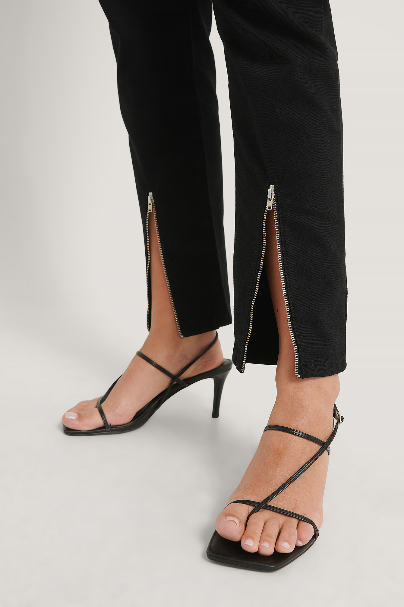 Front Zipper Light Denim Black | na-kd.com