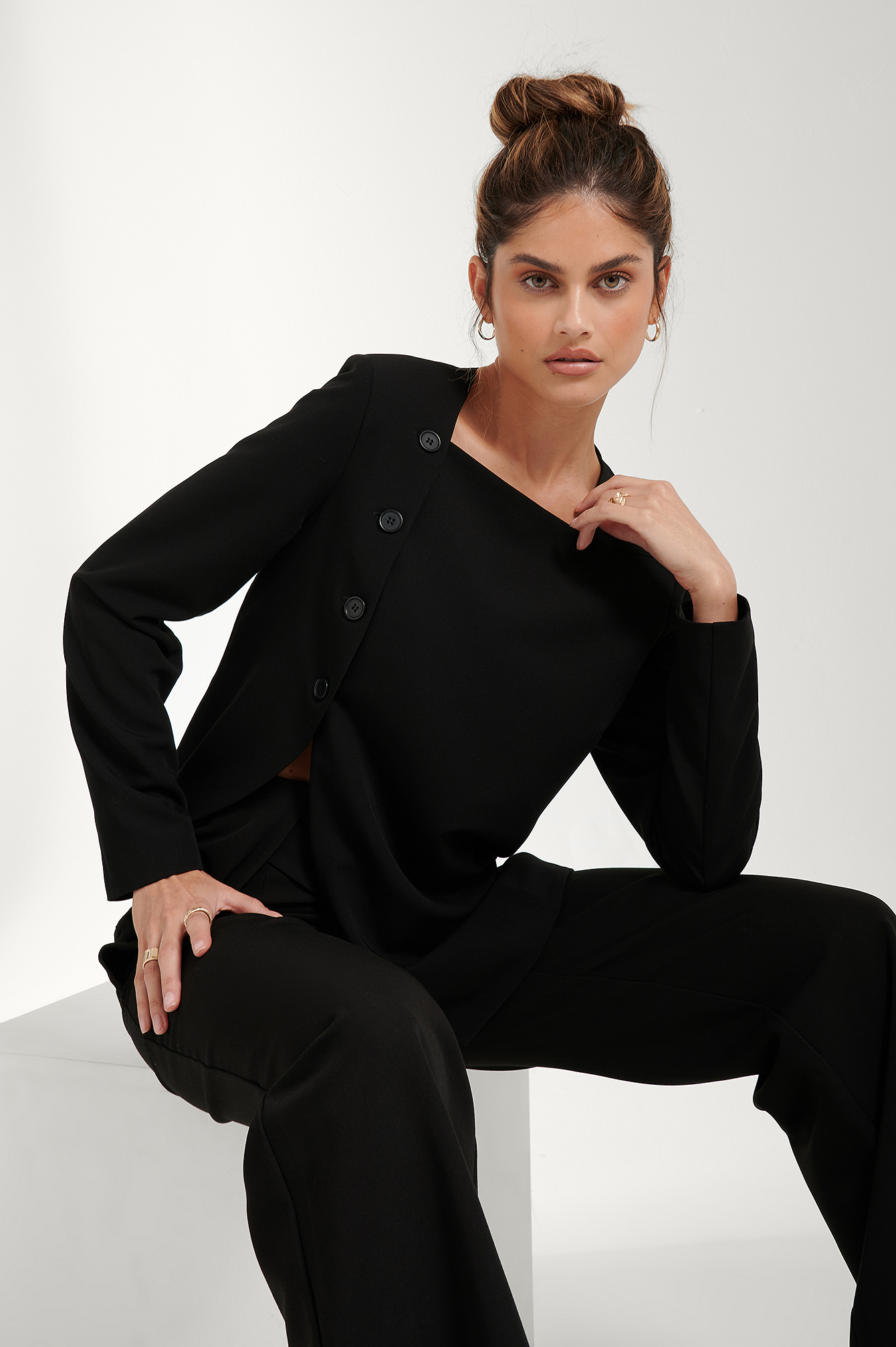 Slit Asymmetric Blazer Black | NA-KD