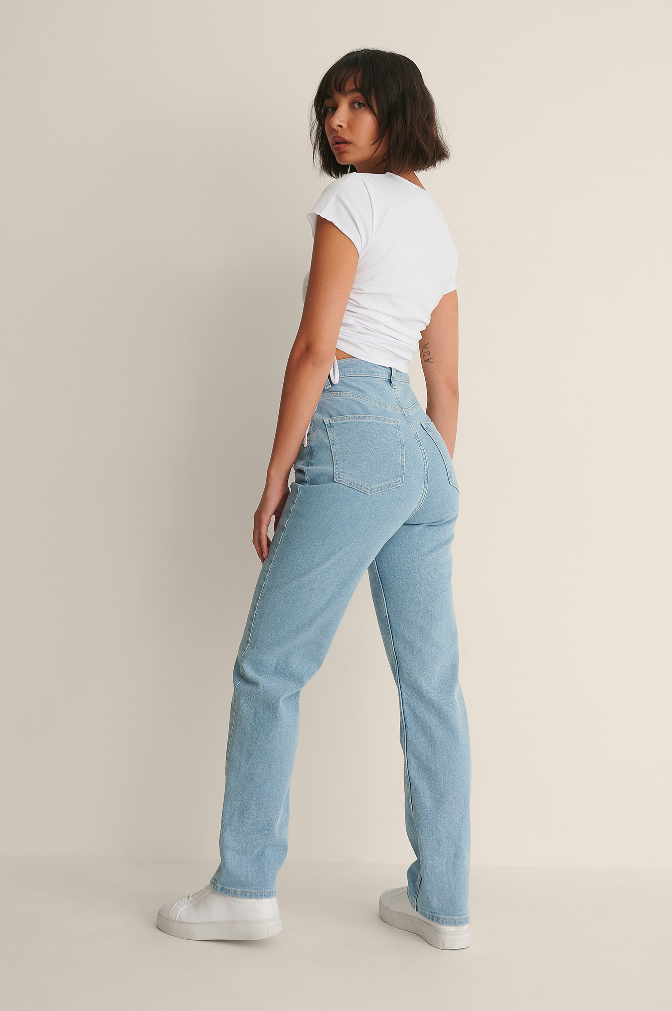 Light Wash Straight Jeans Blue | na-kd.com