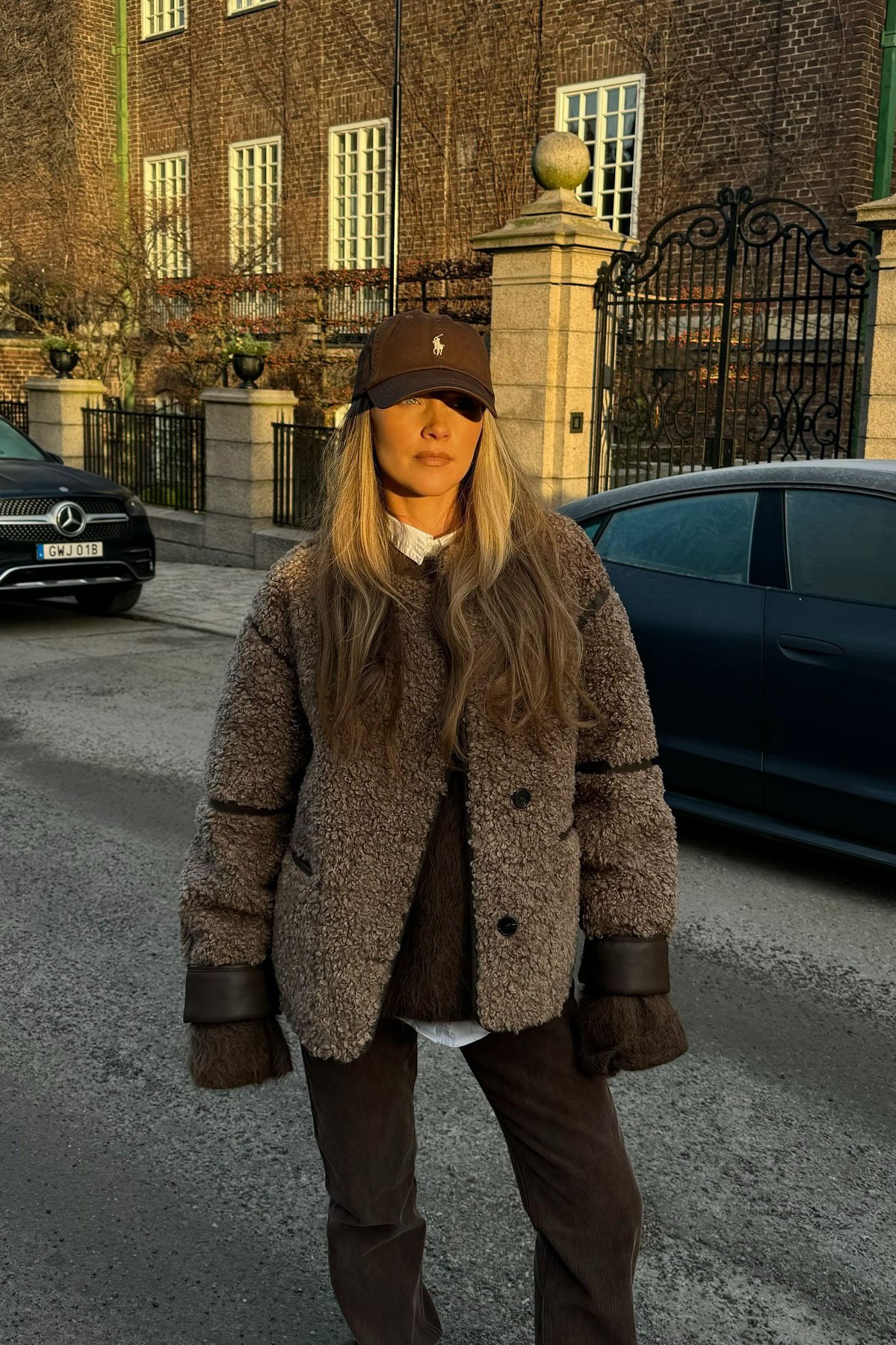 Faux Fur PU Details Jacket Brown | NA-KD