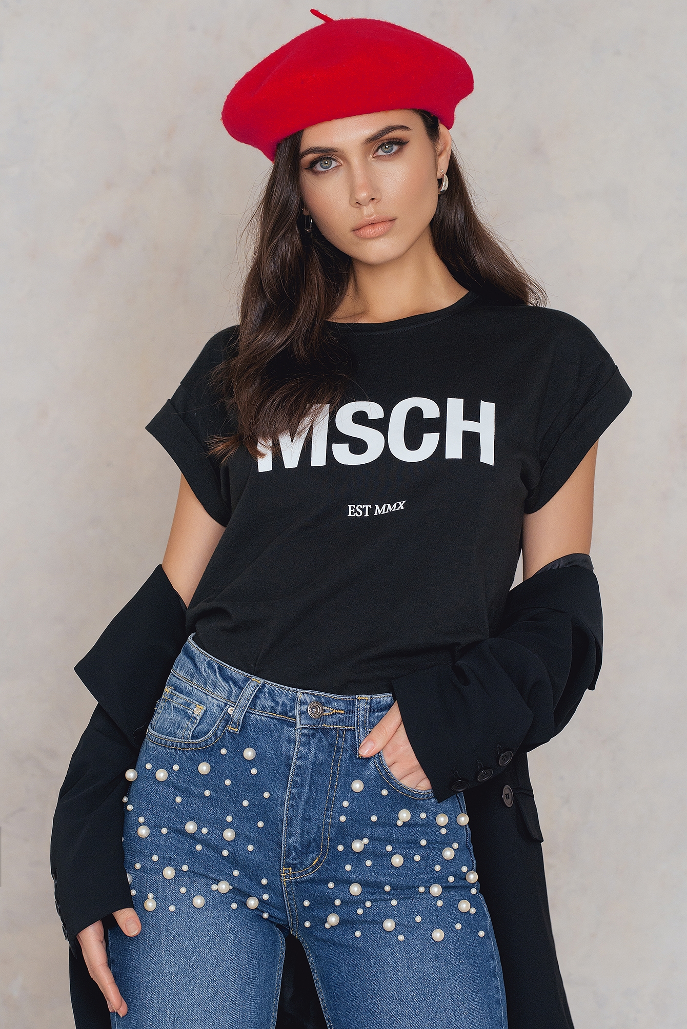 Alva MSCH Tee Schwarz | NA-KD