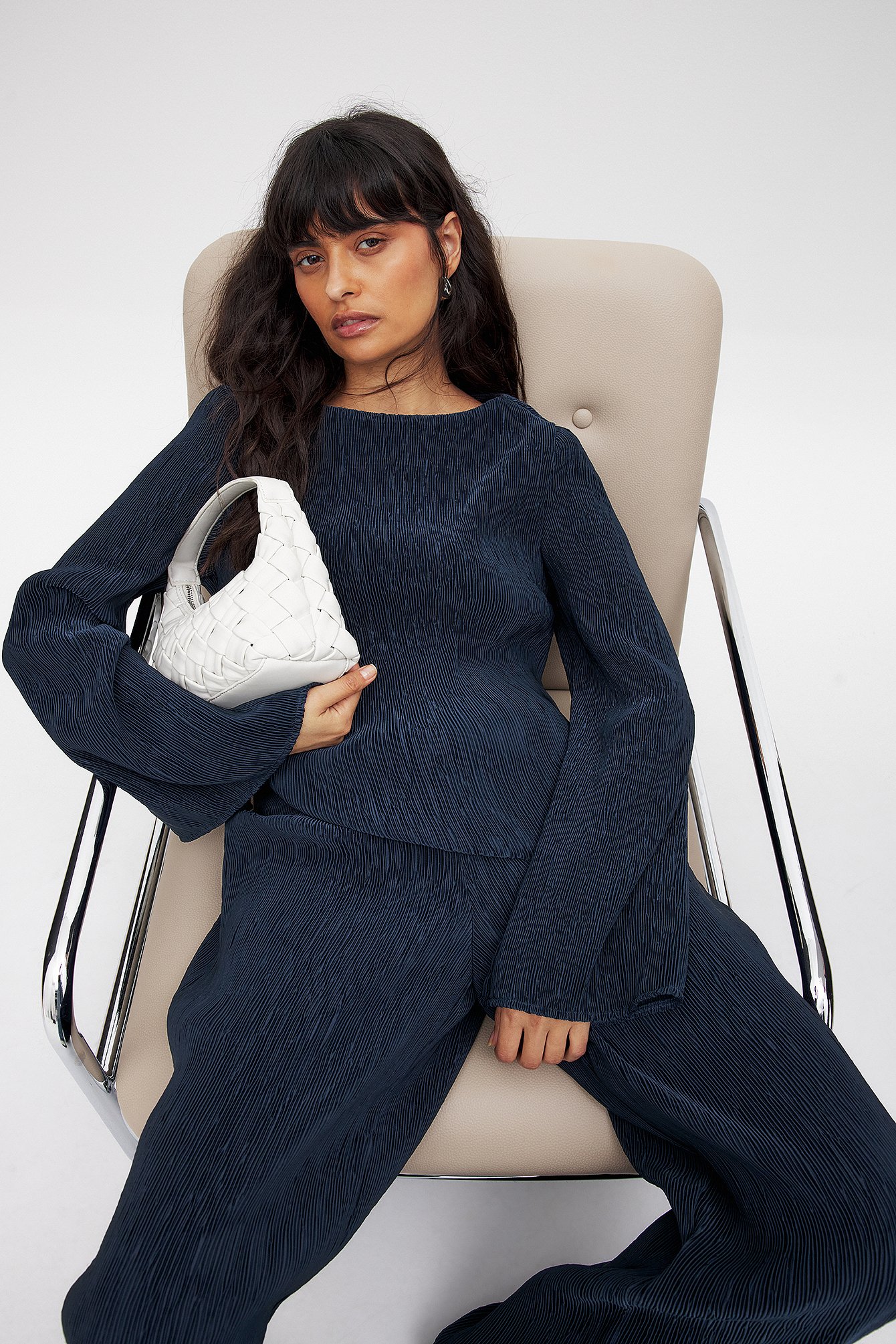 Small Woven Triangular Bag Offwhite | NA-KD