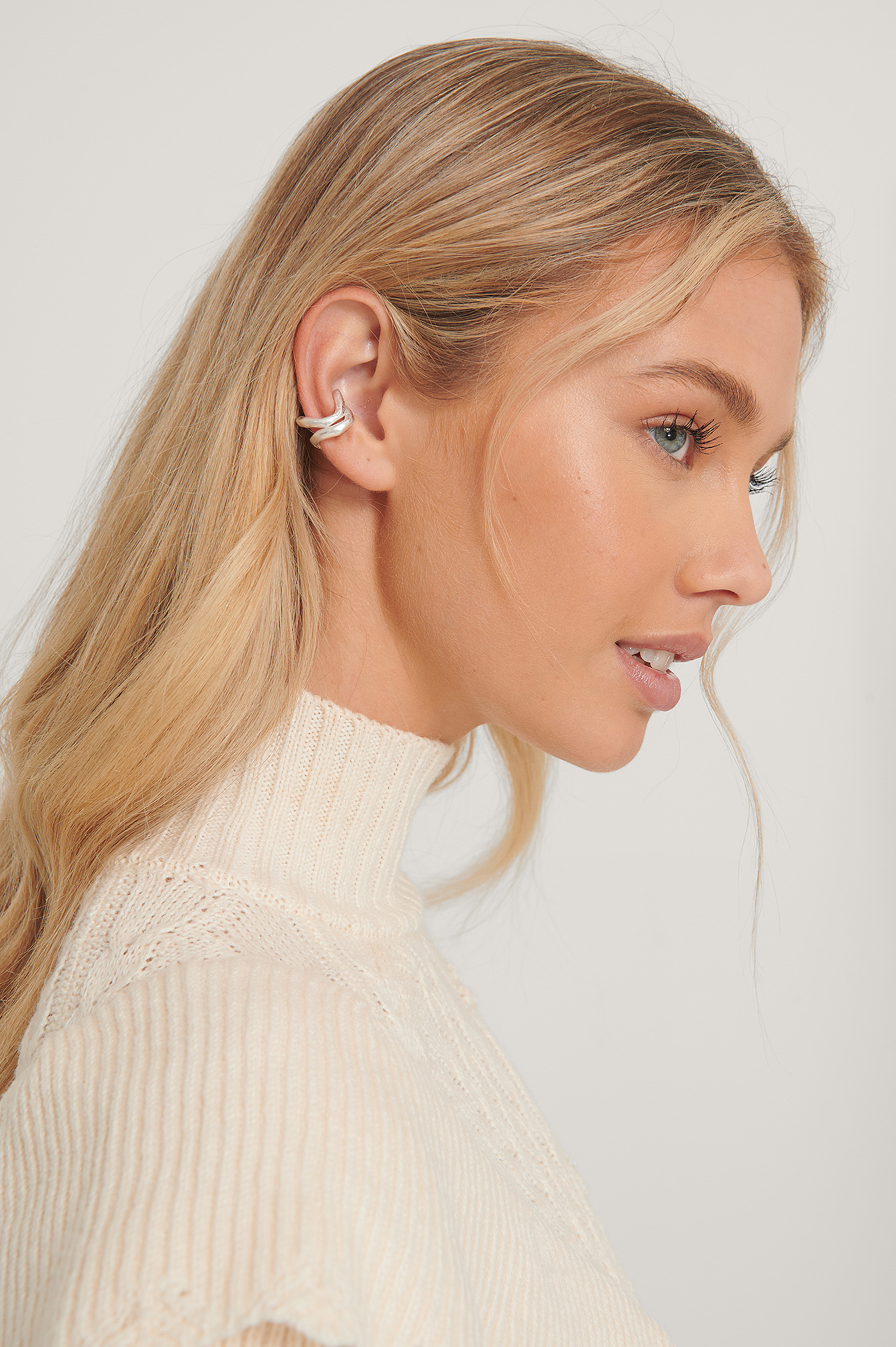 2-Pack Asymmetric Cuffs Silver | NA-KD