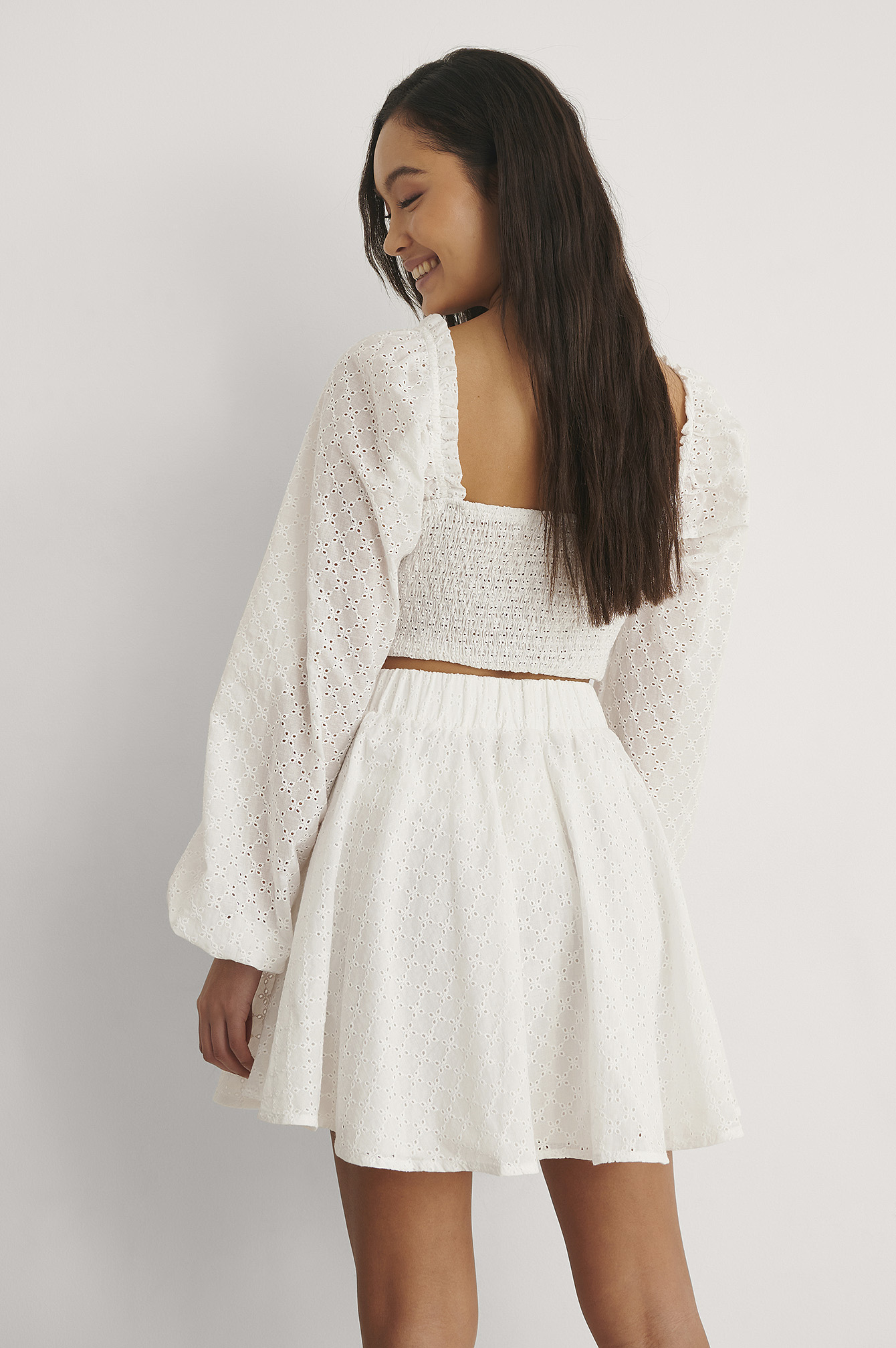 Bauchfreie Bluse Weiß | NA-KD