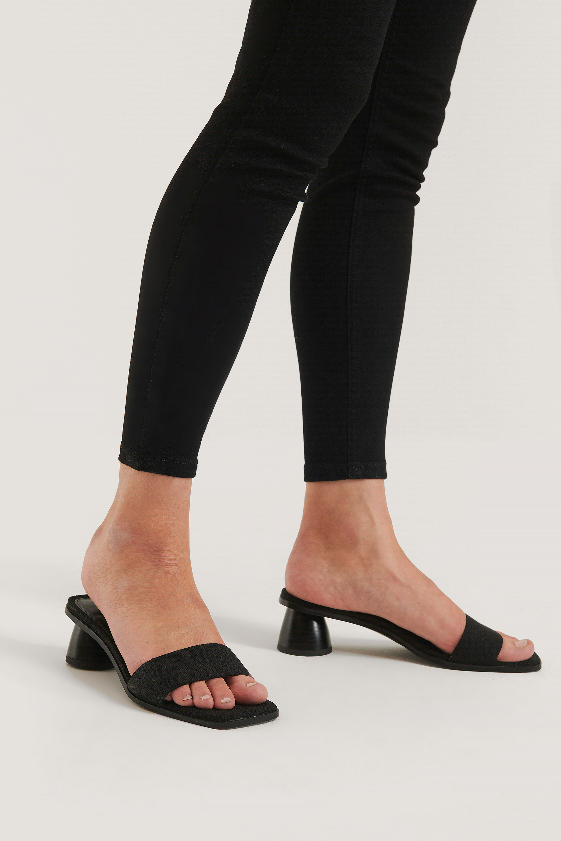 Basic Canvas Mules Black | na-kd.com