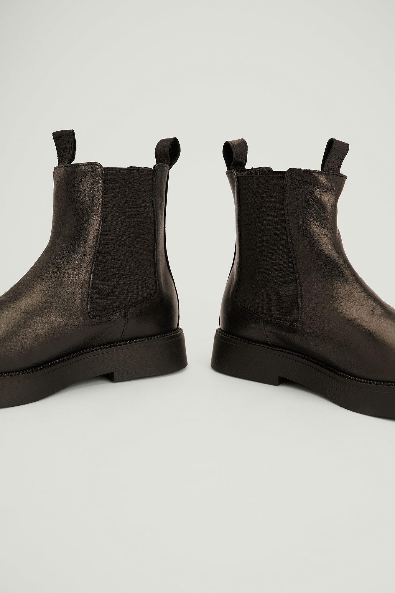 Basic Chelsea Leather Boots Black | na-kd.com