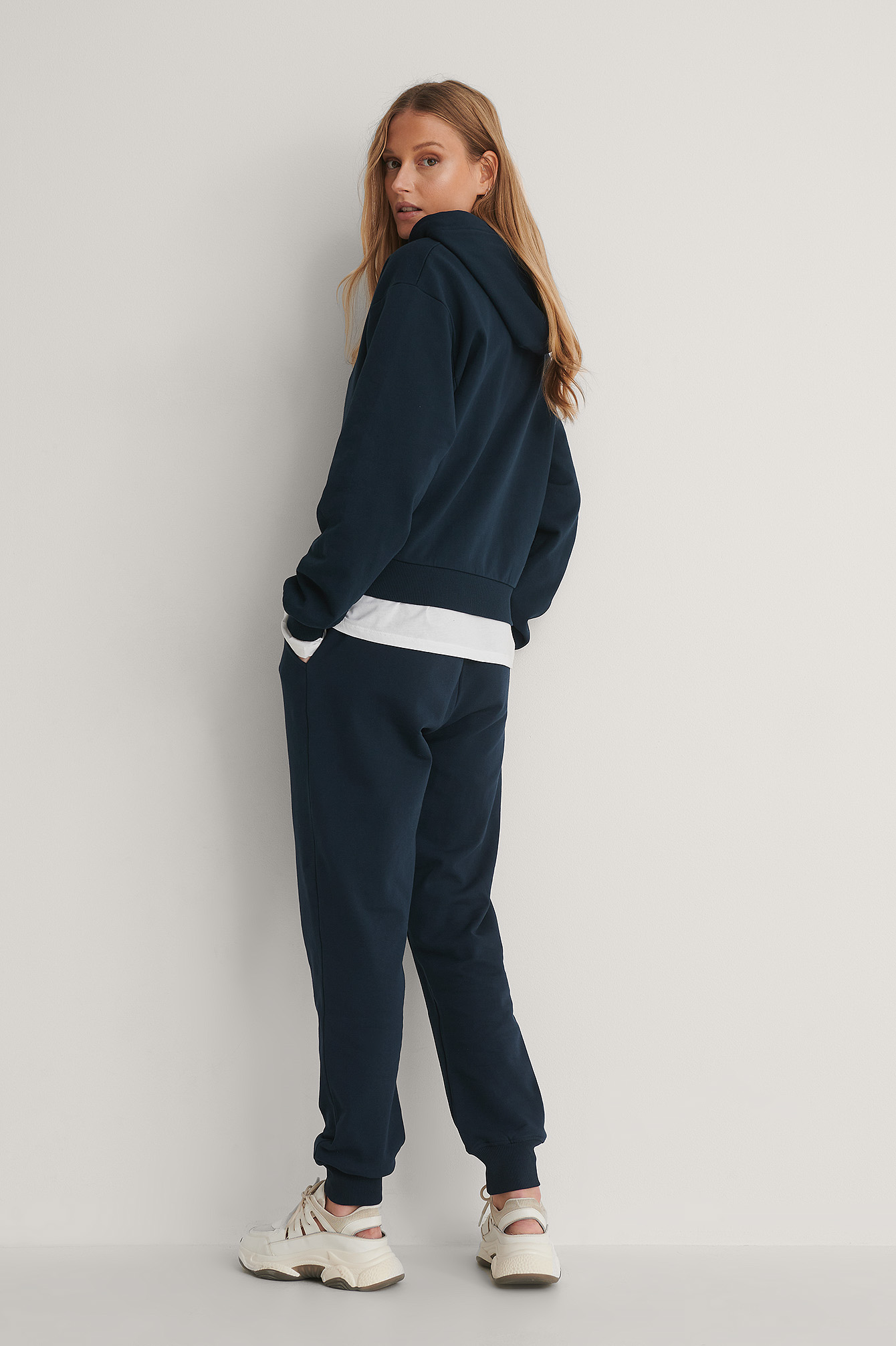 Basic Sweatpants Blue | na-kd.com