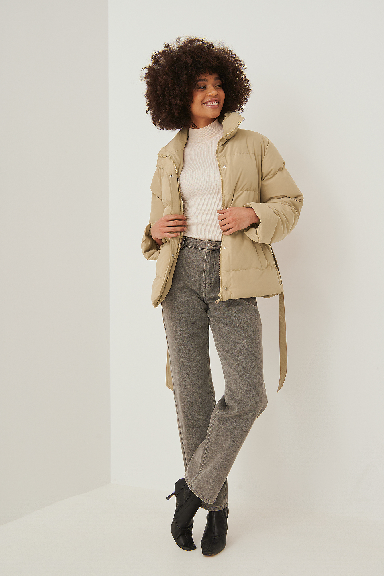 Belted Padded Jacket Beige | na-kd.com