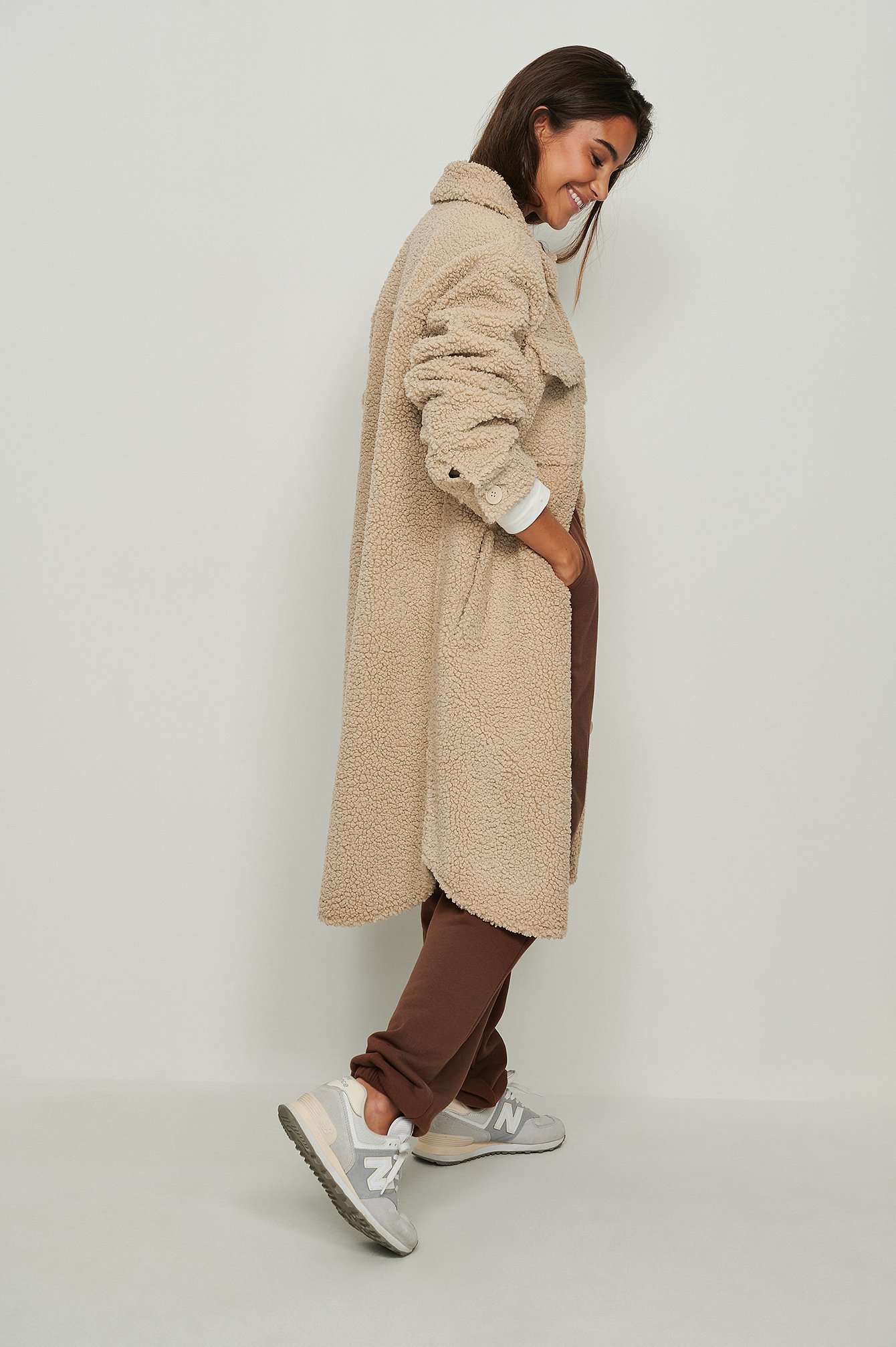 Bonded Teddy Long Overshirt Beige | na-kd.com