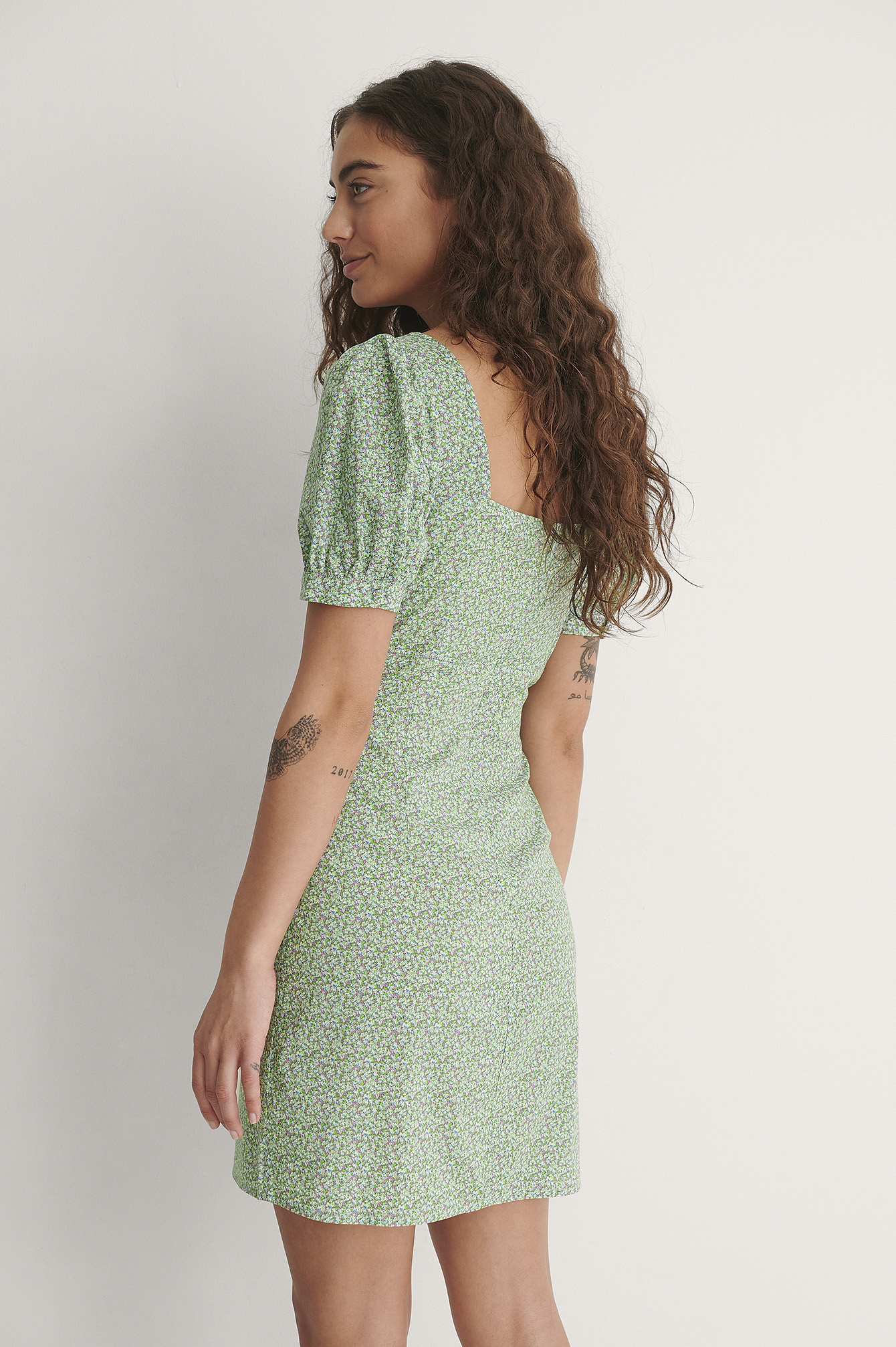 Bust Puff Sleeve Mini Dress Flower | na-kd.com